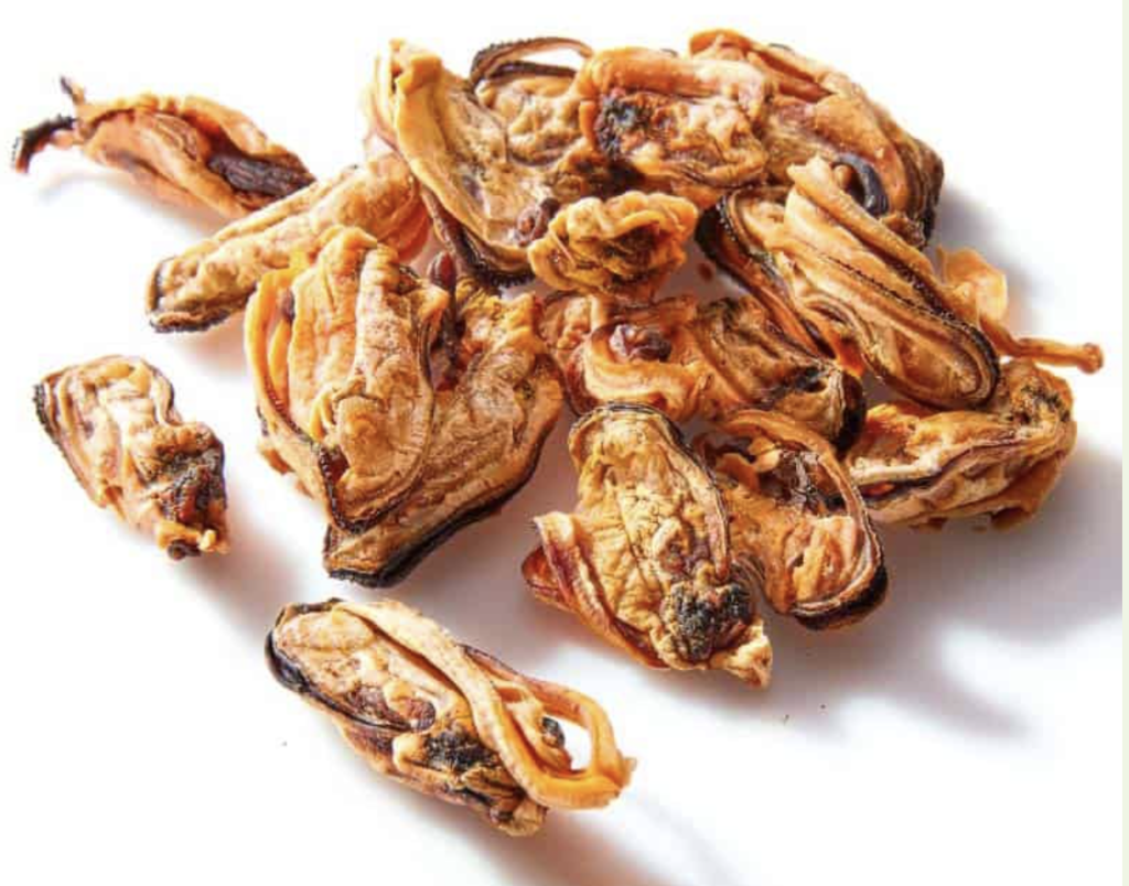 Green Lipped Mussel Treats - Whole & gently dehydrated - Dr Louisa Fenny